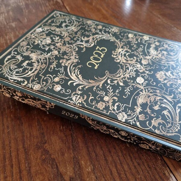 Gilded Green Book Covers, Printable Decorative Gilded Book Covers 8.5 X ...