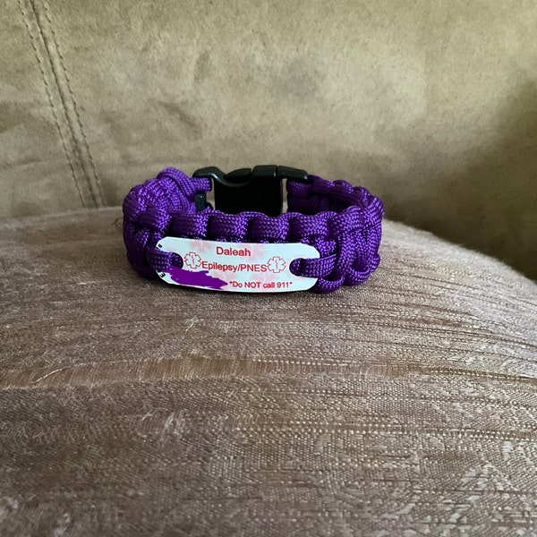 Custom Paracord Medical Alert Bracelet, Personalized Emergency ID ...