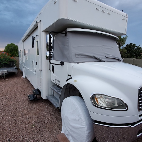 Freightliner M2 All Years Suntex 90% Super C Windshield Covers - Etsy