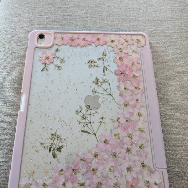 Pressed Dried White Blue Flower iPad Pro 13 2024 Flowers Case With Pen ...