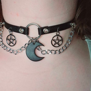 EYES Pastel Goth Halloween Necklace With Bat Wings Cross O-ring ...