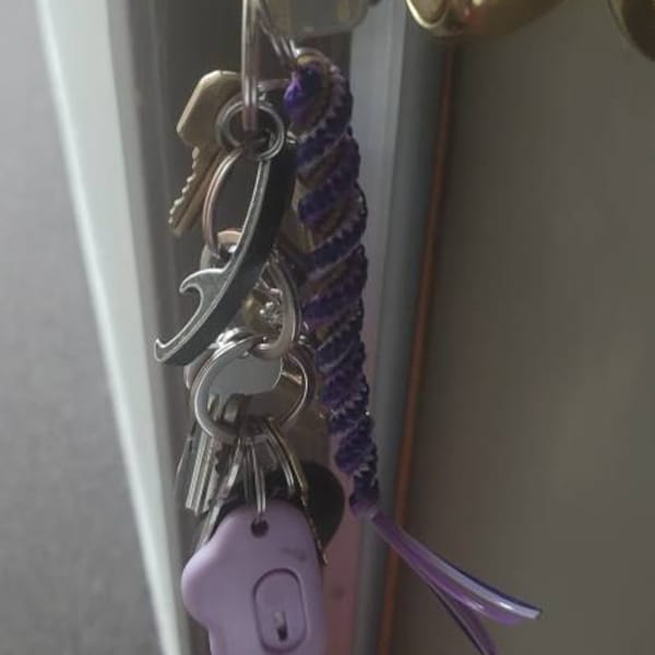 CUSTOM! Gimp Keychain, Boondoggle Keychain Kit, Rexlace Keychain Kit - Etsy