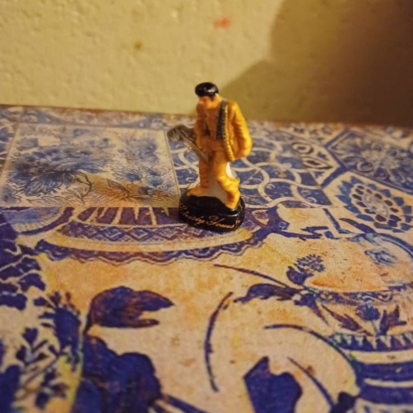 Tiny ELVIS PRESLEY Collection Gold Suit Records Record Albums- French ...