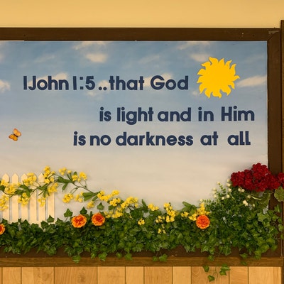 Teacher Ready Made Bulletin Board Be Brave Be Kind Be a Friend Bee - Etsy