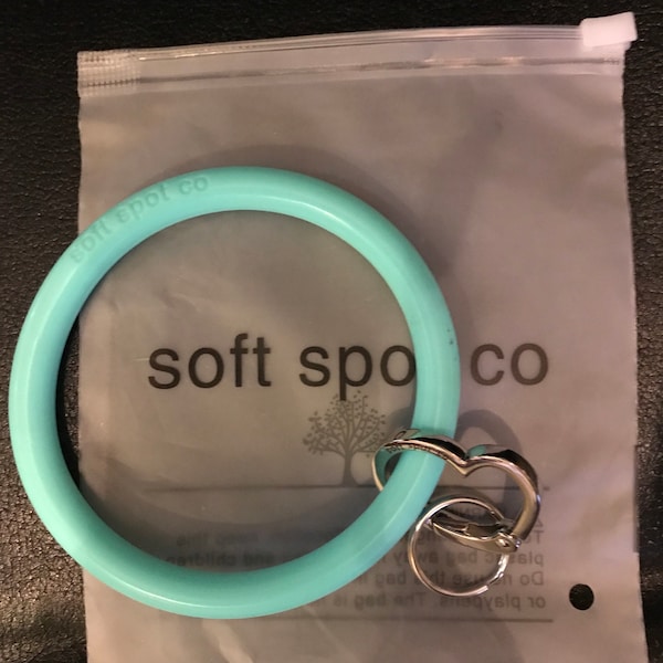 Keychain Bracelet | Silicone Key Ring | Key Loop | Silicone Bangle ...