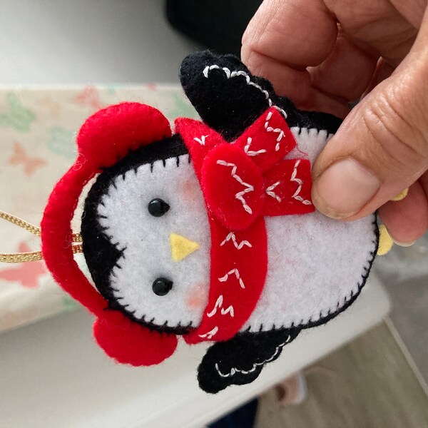 Winter Penguin Felt Ornament Sewing Pattern – PDF & SVG DIY Christmas ...