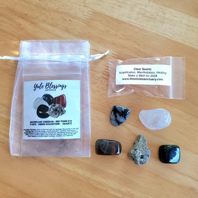 Yule Crystals, Winter Solstice Crystals, Crystals for Winter Holidays ...