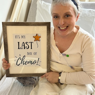 Printable Chemo Sign Set Last Day of Chemo Sign Custom Done Chemo Sign ...