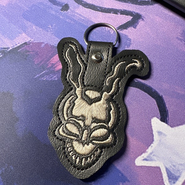 Bat Keychain, Goth Keychain, Bath Key Holder, Halloween Keychain ...