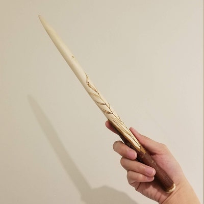 Willow Wand From Avalon for Traditional Witchcraft, Wicca, Druid, Pagan ...