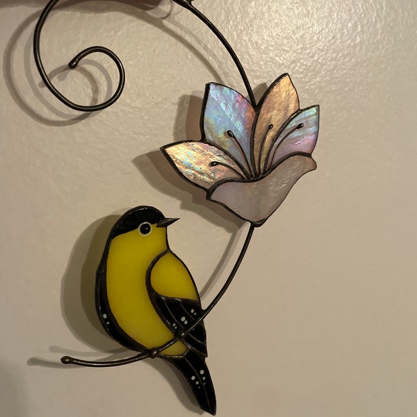 Suncatcher Stained Glass Goldfinch Window Hanging Stained Glass Flower ...