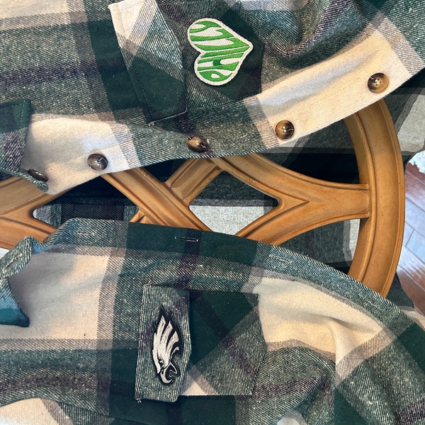 Philly Heart Patch / Custom Colors - Etsy