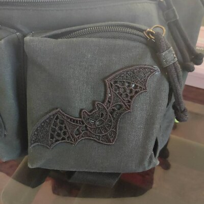 Gothic Lace Bats Set of 2 free Standing Lace A Finished Embroidery ...