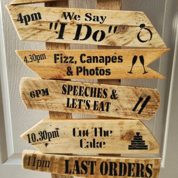 Personalised Order of the Day Wedding Sign Post. Rustic Signs ...