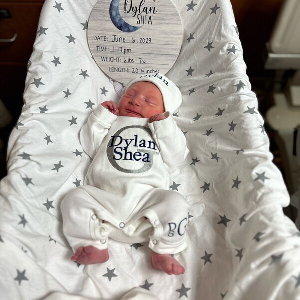 Moon Baby Birth Stat Announcement, Wooden Round Name Sign, Baby Boy ...