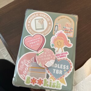 Pretty Girls Read Books Sticker Vinyl Sticker Laptop - Etsy