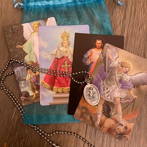 Five Way Cross Medal Pendant & Necklace Set Am A Catholic | Etsy