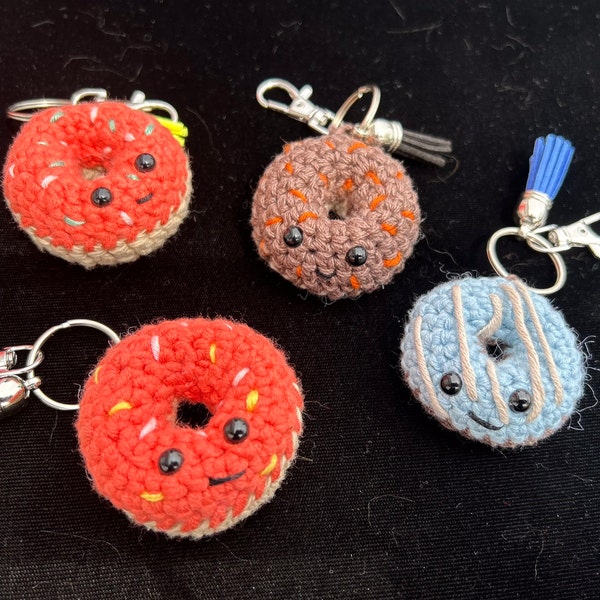 CROCHET PATTERN: Donut Keychain, Amigurumi Downloadable Beginner ...
