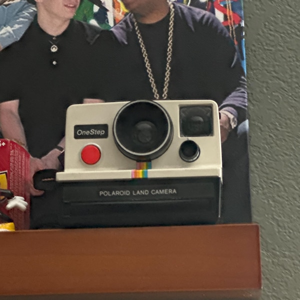 Vintage Polaroid Onestep SX-70 White Rainbow Stripe Instant Film Camera ...