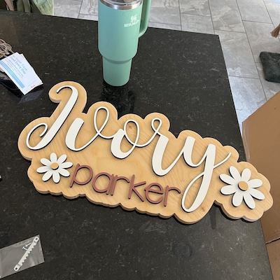 Daisy Name Sign, Nursery Name Sign, Daisy Nursery Decor, Name Sign for ...