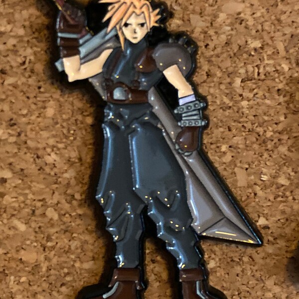 Final Fantasy VII - Cloud Strife Enamel Pin or Magnet - Classic PS1 ...