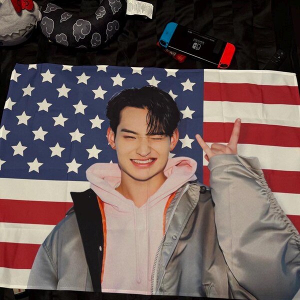 Ateez Group Photo Pride Flag, Ateez Members Kpop Pride Banner Tapestry ...