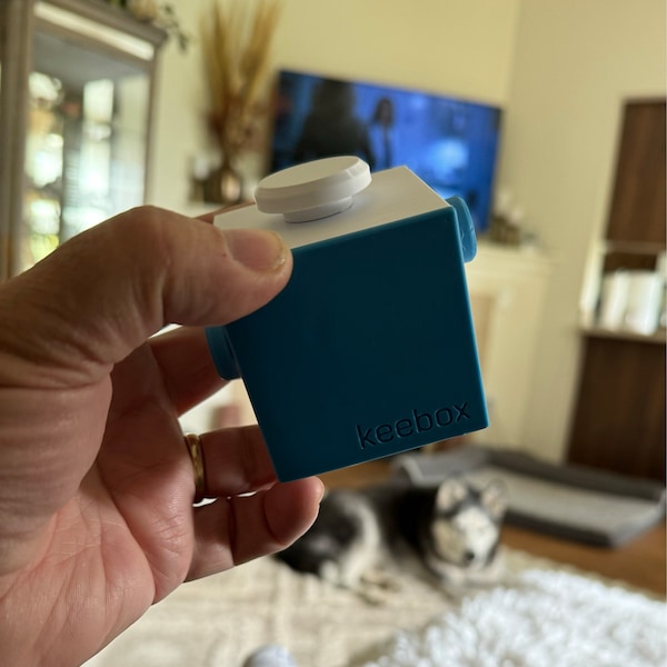 Keebox Yellow Escape Room in a Box / Sequential Discovery Puzzle Box - Etsy