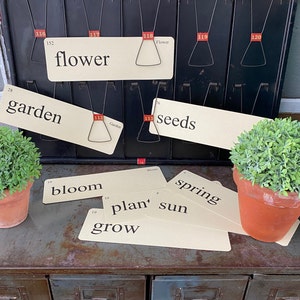 GARDEN Flash Cards LARGE Vintage Inspired Word Flashcard SET of 8 ...