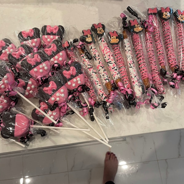 Minnie Mouse/mickey Mouse Chocolate Covered Double Stuffed Oreo Pops(1 ...