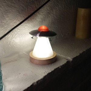 Handmade Retro Alien UFO Robot LED Lamp. They come With Peas Free ...