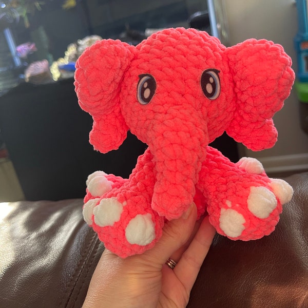 LOW-SEW Crochet Pattern: Enzo the Elephant (english) - Etsy