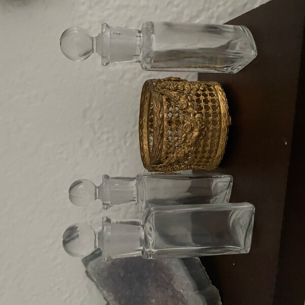 Vintage WHITE ARROW Anisette & Rum Bottles Briganti Extract Co ...