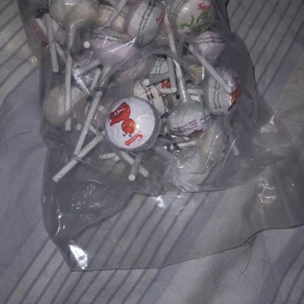 Maxilin Liquorice Flyers Sour Liquorice Strawberry Blackcurrant Sweet ...