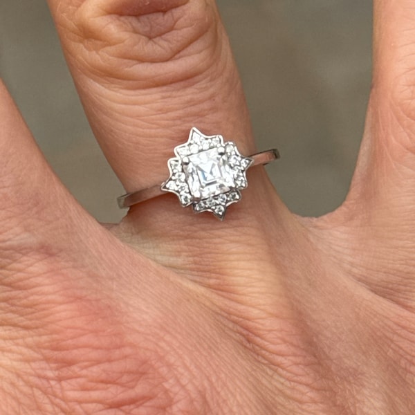 Floating Bubble Wedding Band Women / Single Prong Set Full Eternity ...