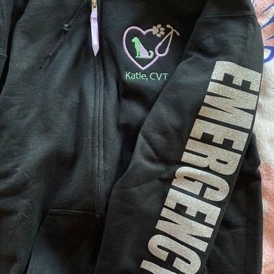 Full Zip Vet Tech Jacket With Sleeve, Vet Assistant Hoodie With Pockets ...