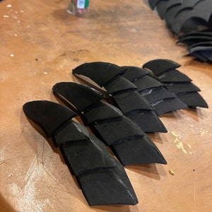 Shoulder / Pauldron Armor Patterns: Fantasy, Medieval, EVA Foam ...