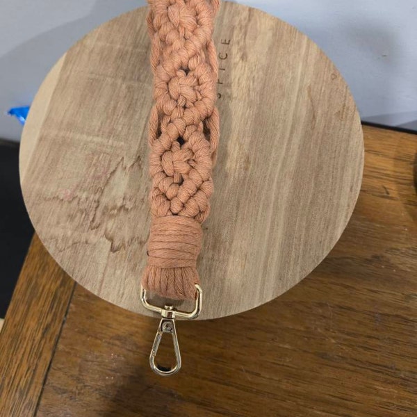 Handmade Macrame Wristlet Keychain Boho Chic & Functional Accessory Perfect for Gifts - Etsy
