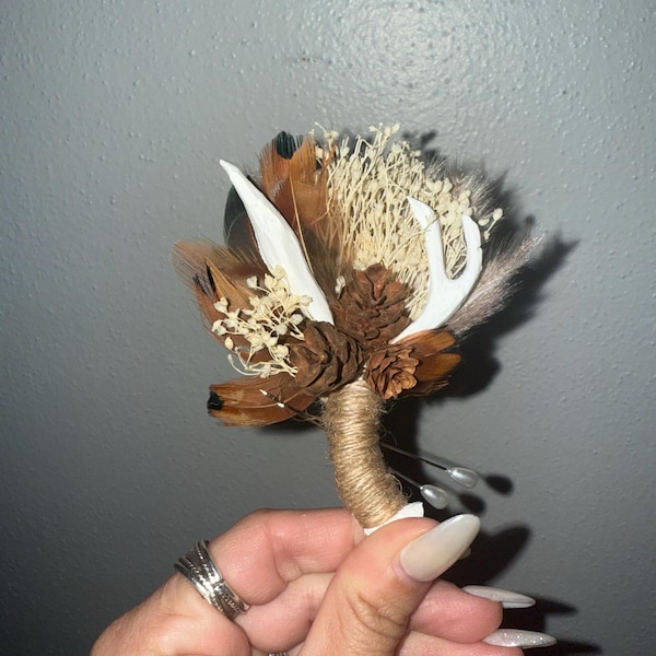 Antler Boutonniere With Brown Twine, Dried Babysbreath, Pampas Grass ...