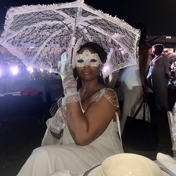 White Women Masquerade Masks - Roaring 20s Mask - White Bridal Mask ...