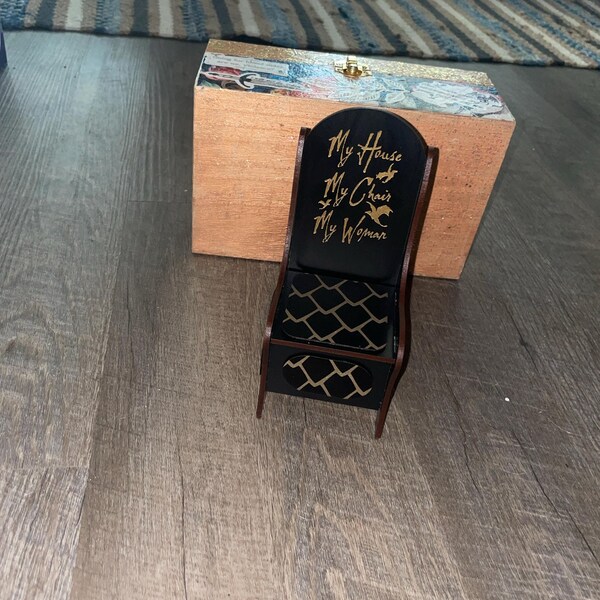 Fourth Wing Inspired Miniature Throne: Wooden Bookshelf Decoration - Etsy