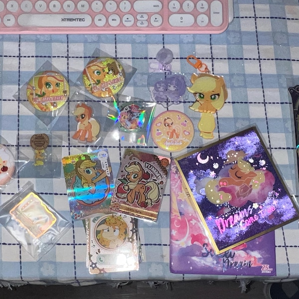 Sushiro X Miku Crossover 7cm Omamori Acyrlic Accessory / Keychain ...