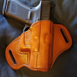 CZ 75 Compact Handcrafted Leather Pistol Holster - Etsy