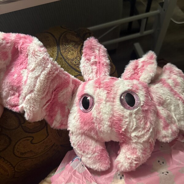 Med Bat Plushie, Sky Puppies, Moonbeams Sewing, Bat Gifts, Witchy ...