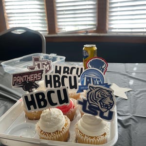 Custom College Pennant Flags Centerpiece Pennant Flag College Flag ...