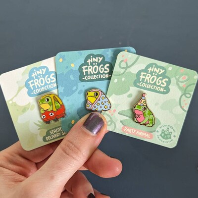 Golden Frog Hard Enamel Pin/ Tiny Frögs Collection Comfort Zone / Small ...