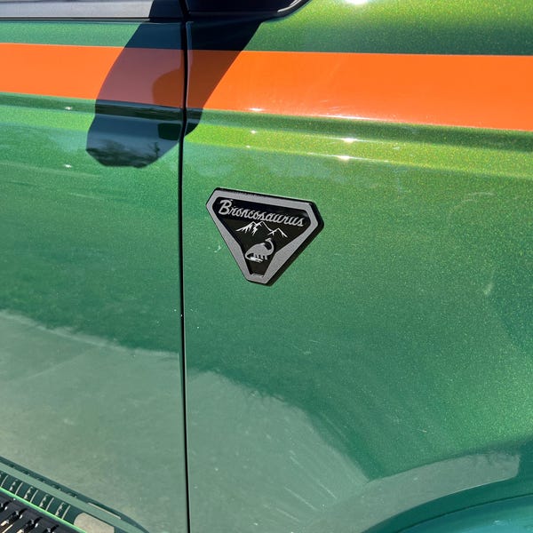 2x Car Fender Emblem Broncosaurus Car Badge Logo Ford Bronco Matte ...
