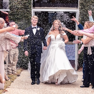 Magic Snow for Wedding Snow Poppers snowing Winter Wonderland Water ...