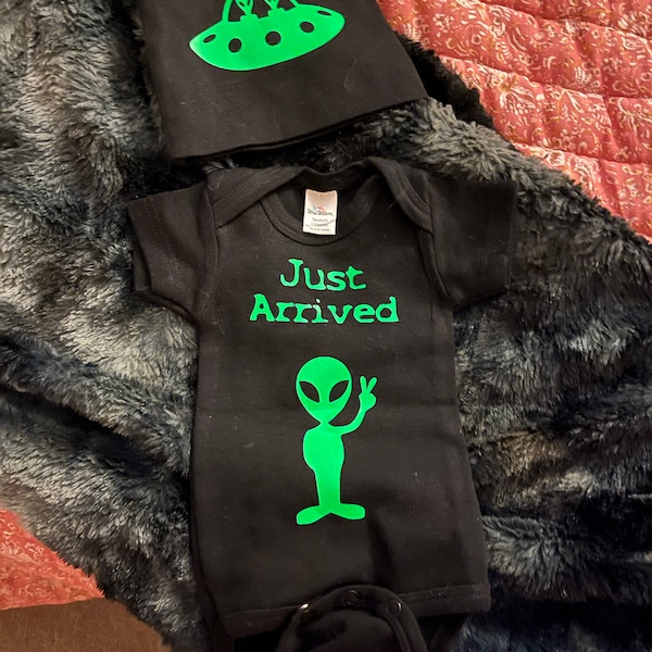 Alien ONESIE® / Roswell Alien Infant Creeper/ TWO Piece Outfit ...