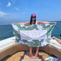 Mr and Mrs Beach Personalized Beach Towels Honeymoon Gift - Etsy