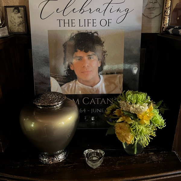 Memorial Glass With Engraved Photo - Personalized Engraved Glass - Standing Memorial Plaque ...